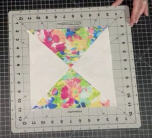 Disappearing Hourglass Quilt - Revelation Quilts